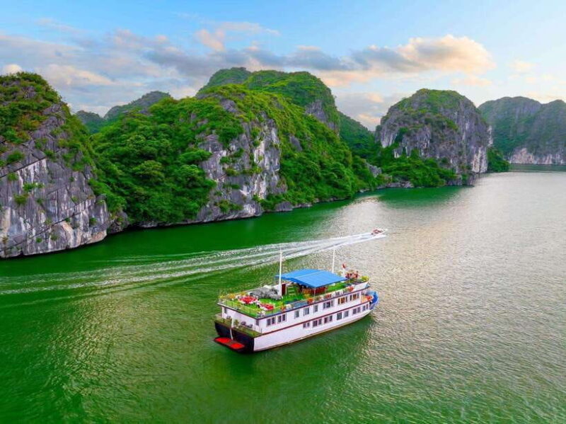 Hanoi: 2-Day Ha Long and Lan Ha Bay Cruise with Kayaking - An In-Depth Look at the Experience