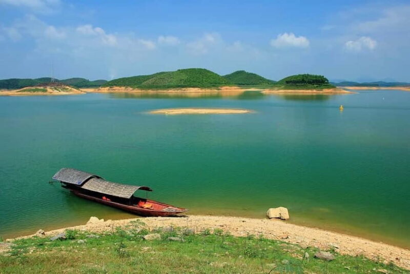 Hanoi: 2-Day Tour to Duong Lam Village and Thac Ba Lake - A Detailed Look at the 2-Day Itinerary