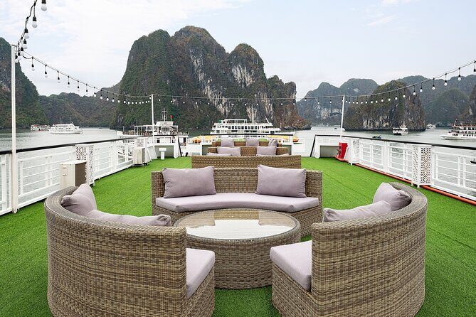 Hanoi : 2D1N Ha Long Bay Luxury Cruise with Balcony & Activities - Day 2: Active Adventures and Return to Hanoi