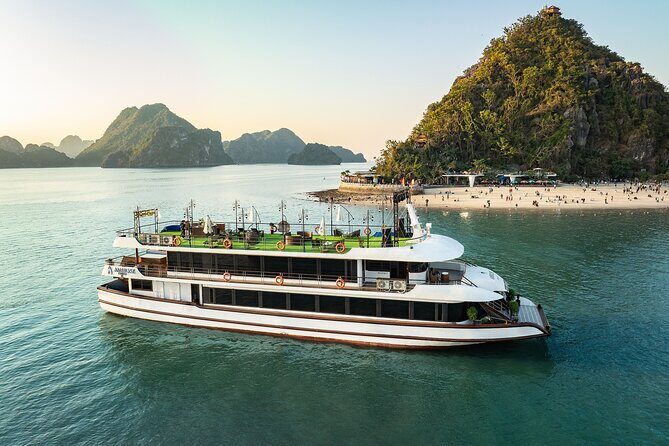 Hanoi: 5-Star Luxury Ha Long Bay Cruise, Buffet Lunch & Kayaking - An In-Depth Look at the Tour