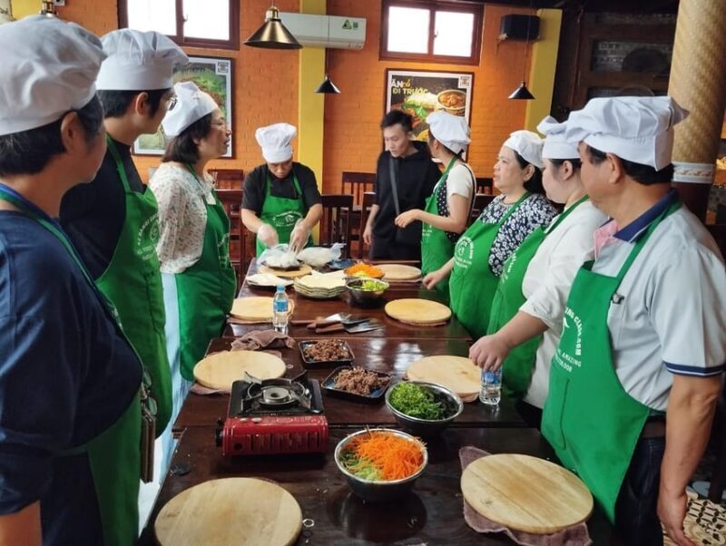 Hanoi Authentic Cooking Class and Local Market With Chef - Key Points