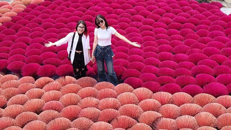 Hanoi: Bird Park & Weaving Village or Hat & Incense Village - Exploring Hanoi’s Hidden Gems: Bird Park & Traditional Villages