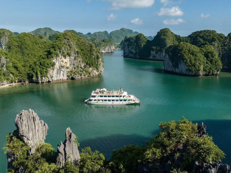 Hanoi: Cat Ba Island & Lan Ha Bay Day Trip Cruise with Lunch - A Detailed Look at the Tour Experience