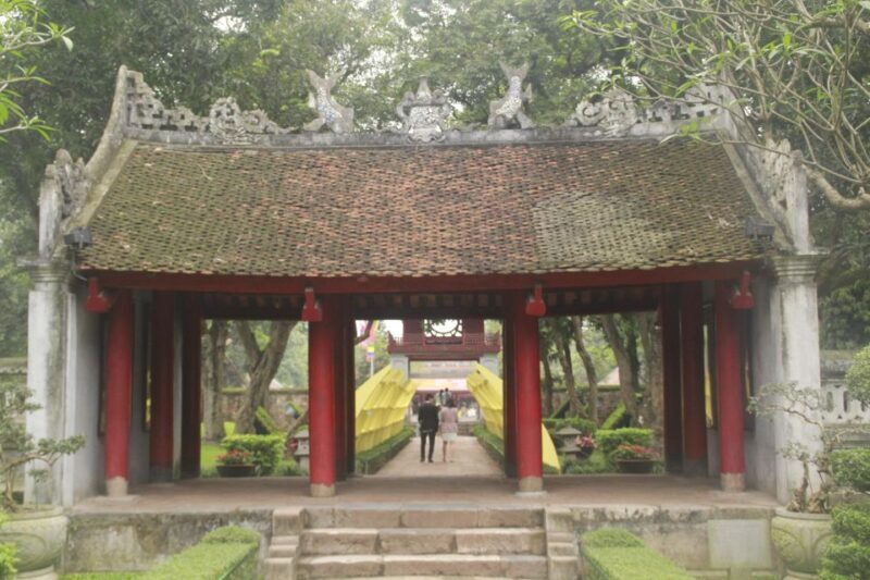 Hanoi city Day tour with lunch, tour guide, tranfers, ticket - Key Points