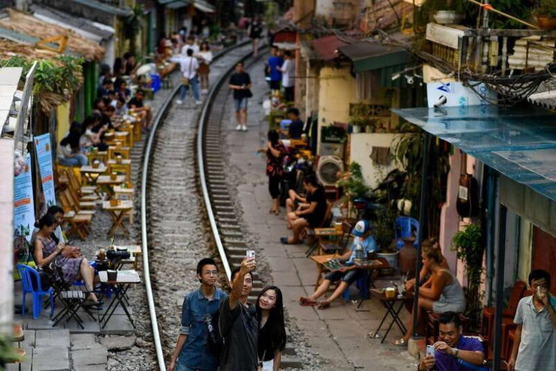 Hanoi: City Highlights Tour with Train Street & Hidden Gems - Hidden Gems and Local Life