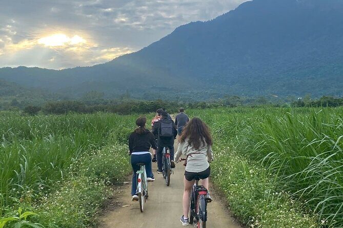 Hanoi Day-In-The-Life & Farm-to-Table Cooking Class  6 Hours - Key Points