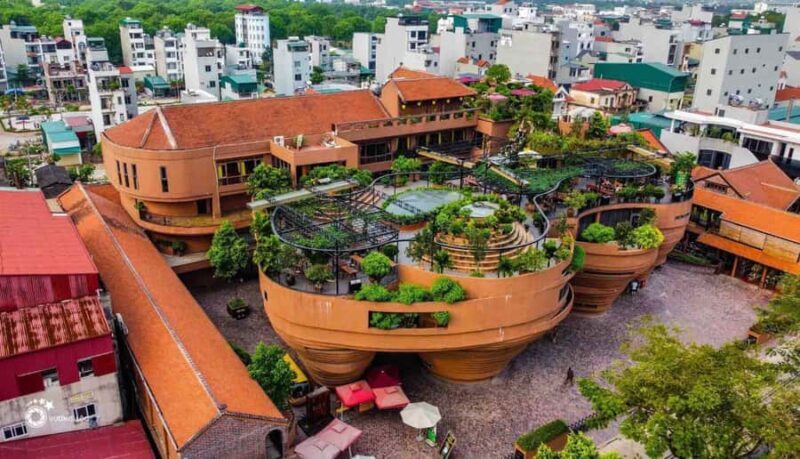 Hanoi: Discover the 1000-year history of Bat Trang pottery - Key Points