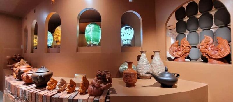 Hanoi: Discover the 1000-year history of Bat Trang pottery - Analyzing the Value