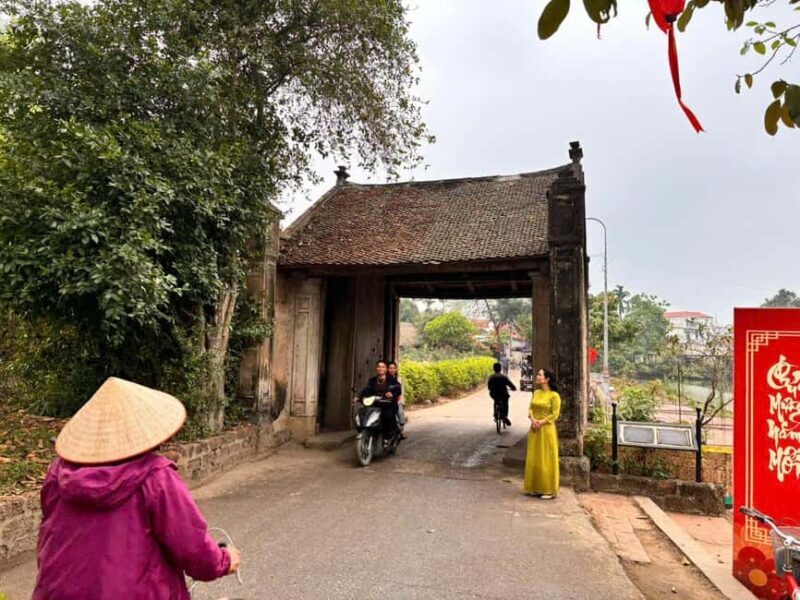 Hanoi: Duong Lam Ancient Village and Son Tay Ancient Citadel - The Tranquil Charm of Son Tay Citadel