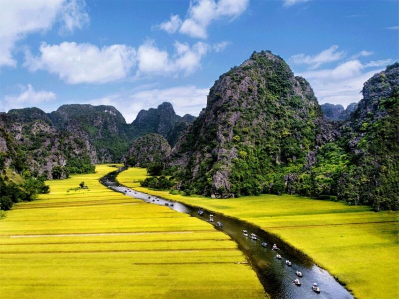 Hanoi: Full Day Guided Tour of Hoa Lu, Tam Coc, and Mua Cave - An Overview of the Itinerary and Highlights