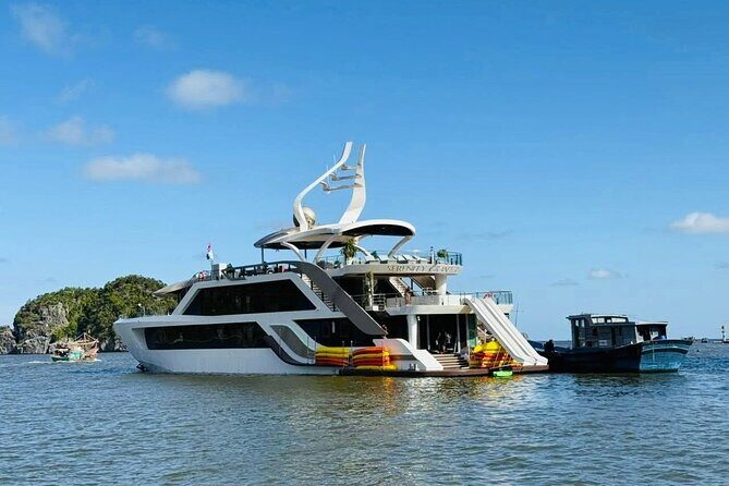 Hanoi: Full-Day Lan Ha Bay with Luxury Serenity Grandeur Cruise - What Travelers Say