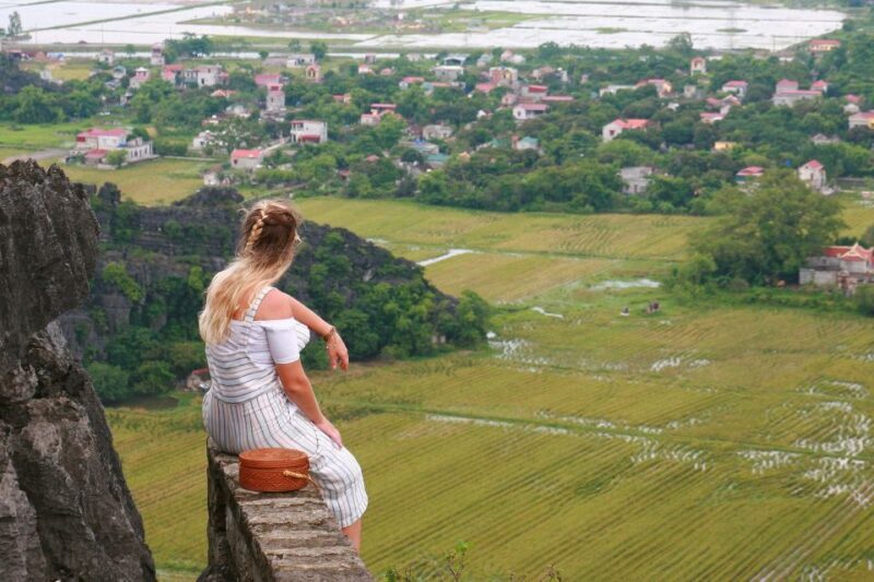 Hanoi: Full-Day Mua Cave, Hoa Lu and Tam Coc Tour - Practical Considerations