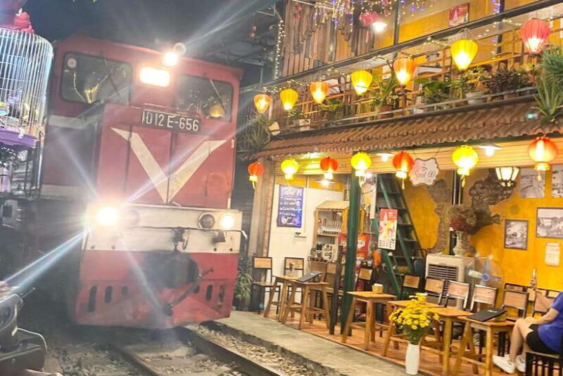 Hanoi: Guided Street Food Tour with Train Street Experience - The Train Street Finale