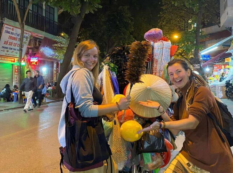 Hanoi: Guided Street Food Tour with Train Street Experience - What the Reviews Say