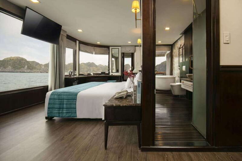 Hanoi: Halong Bay 6 Stars Cruise w/ Private balcony, bathtub - The Sum Up