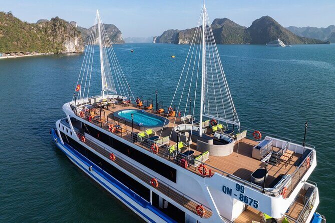 Hanoi : Halong Bay 7-Hour Luxury Cruise with Limousine Transfer - Key Points