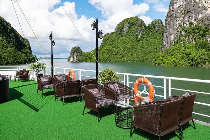 Hanoi : Halong Bay Luxury Cruise with Kayaking & Cave Exploration - Who Is This Tour Best For?