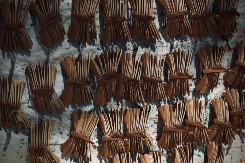 Hanoi: Hand Fan Village and Bamboo Dragonfly Village & Lunch - FAQs