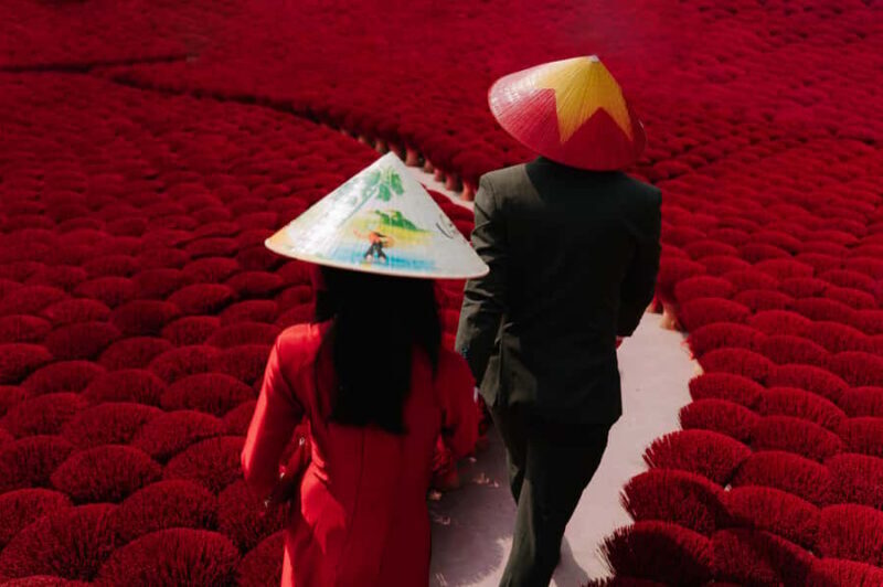 Hanoi: Hat Village & Incense Village or Perfume Workshop - Transport, Timing, and Group Size
