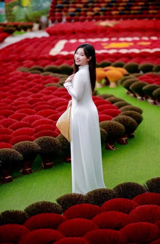 Hanoi: Hat Village & Incense Village or Temple Of Literature - Key Points