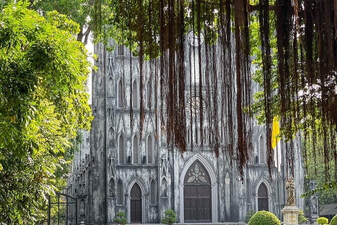 Hanoi Hidden Gems: Private Walking Tour, Train Street,Local Guide - A Deep Dive into the Tour Experience