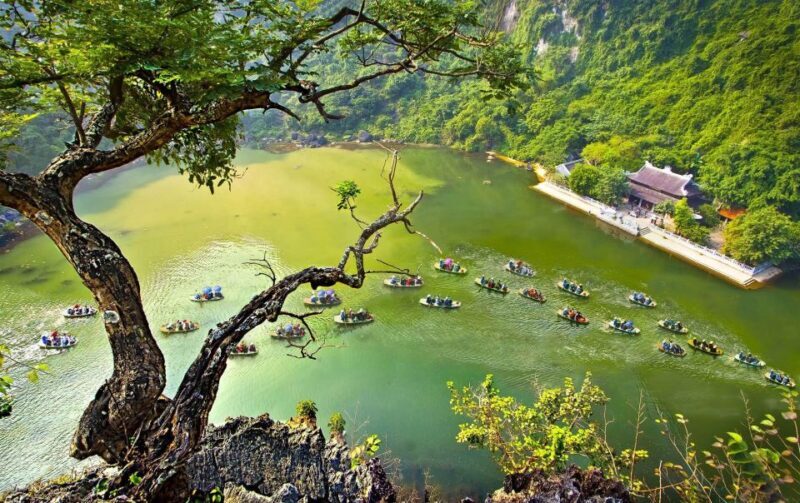 Hanoi: Hoa Lu, Trang An, and Mua Cave Full-Day Trip - Authentic Perspectives from Travelers