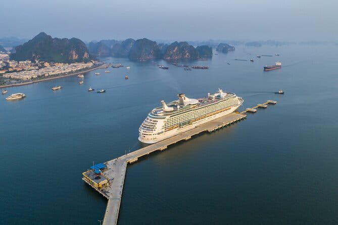 Hanoi in a day from Halong city - Key Points