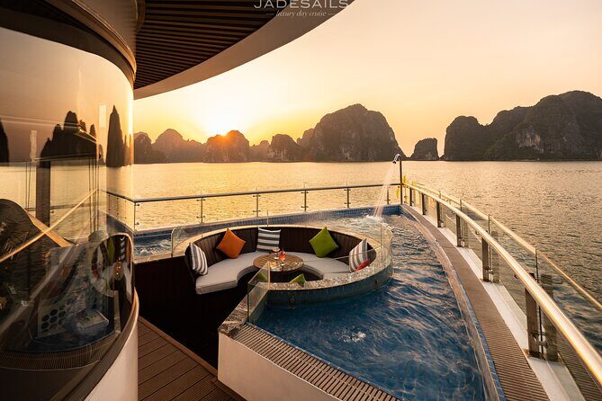 Hanoi: Jade Sails Luxury Day Cruise in Lan Ha Bay with Buffet - Lunch on Board