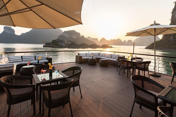 Hanoi: JadeSails - Top-Rated Luxury Day Cruise explore Lan Ha Bay - An In-Depth Look at the Tour Experience