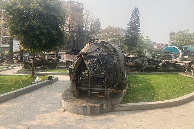 Hanoi Jeep Tour with sightseeing, street food and train street - FAQ