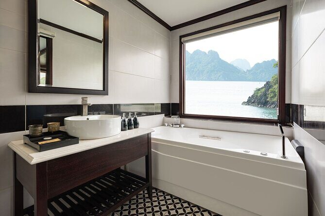 Hanoi: Luxury 2-Day Halong & Lan Ha Bay CruiseBalcony & Bathtub - FAQ