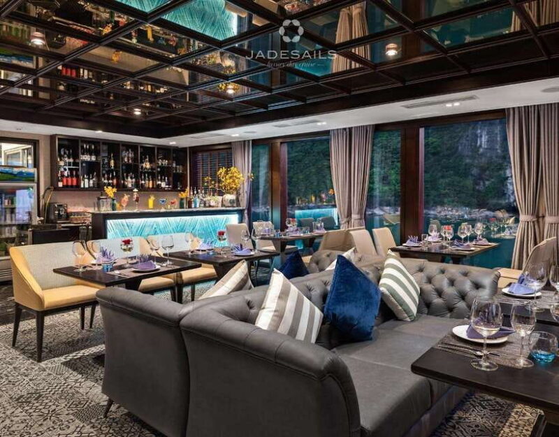 Hanoi: Luxury Lan Ha Bay Jade Sails Cruise with Buffet Lunch - Key Points