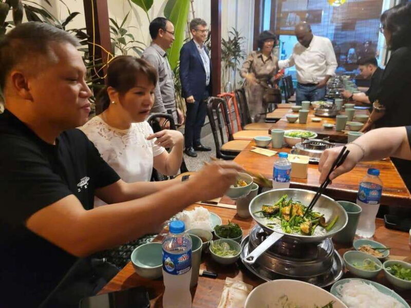 Hanoi: Michelin-Selected Private Street Food Tour - Introduction to the Tour Experience