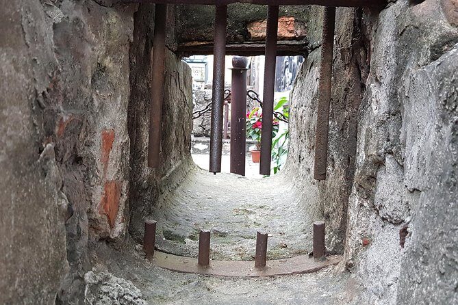 Hanoi Military tour for Half day city - Who Will Love This Tour?