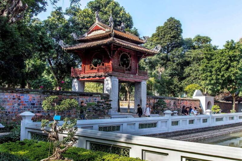 HANOI: MOTORBIKING TO TRAIN STREET AND TEMPLE OF LITERATURE - Exploring Hanoi on Two Wheels: The Full Experience