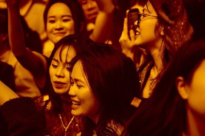 Hanoi Night Bar Crawl with Local Guide & Free Shots - Frequently Asked Questions