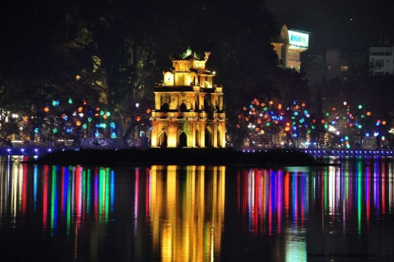 Hanoi Night Lights Food Tour by Motorbike - Authenticity and Reviews: What Travelers Say
