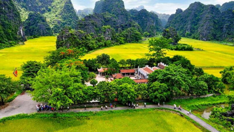 Hanoi/Ninh Binh: 1-Day Tam Coc/Trang An, Hoa Lu & Mua Caves - A Full Breakdown of the Experience