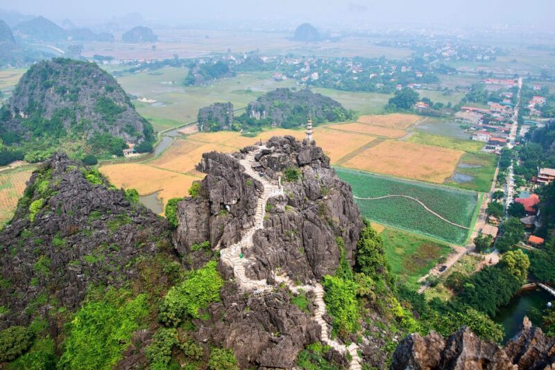 Hanoi/ Ninh Binh: Hoa Lu, Tam Coc and Mua Cave 1 Day Tour - Overview of the Hoa Lu, Tam Coc, and Mua Cave Day Tour