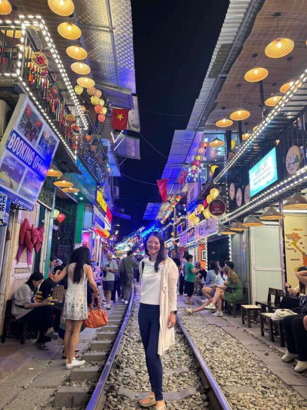 Hanoi Old Quarter City Sightseeing Tour With Female Guide - Key Points