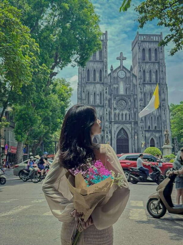 Hanoi Old Quarter City Tour With Professional Guide - Key Points