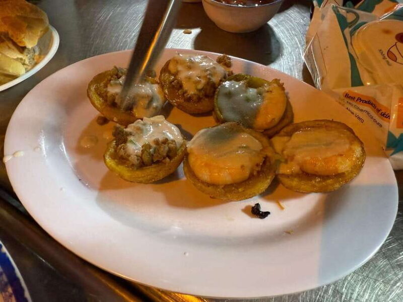 Hanoi Old Quarter Street Food Walking Tour With Students - The Food Stops: From Street Vendors to Elegant Eateries