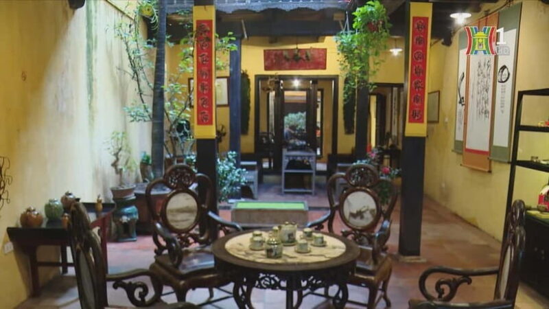 Hanoi Old Quarter Walking Tour Small Group With Guide - Analyzing the Value