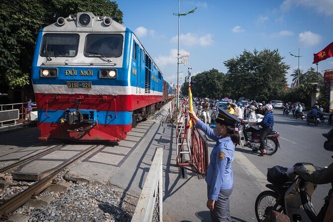 Hanoi On the Tracks Photo Tour - Practical Tips for a Smooth Experience