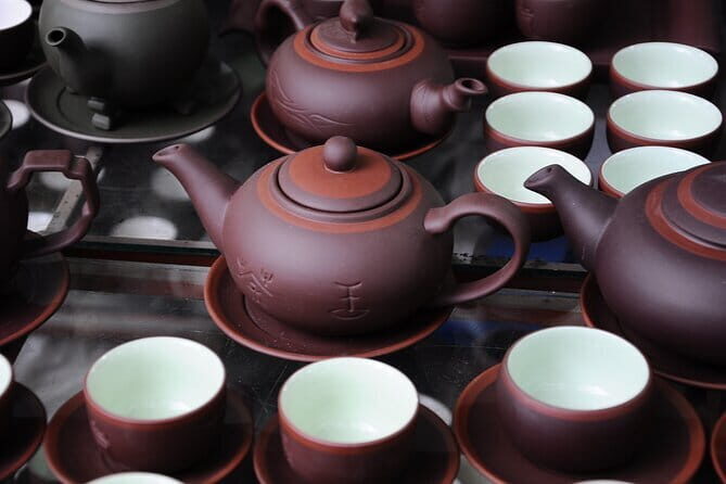 Hanoi Outskirts and Bat Trang Ceramic Village Private Vespa Tour - FAQs