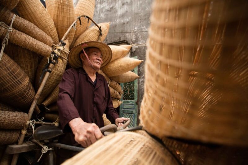 Hanoi Photo Tour: The Vanishing art of Fish Trap Crafting - What’s Included and What’s Not