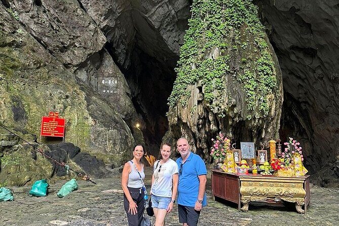 Hanoi: Private 1-Day Trip to Perfume Pagoda with Scenic Rowboat - An Overview of the Tour Experience