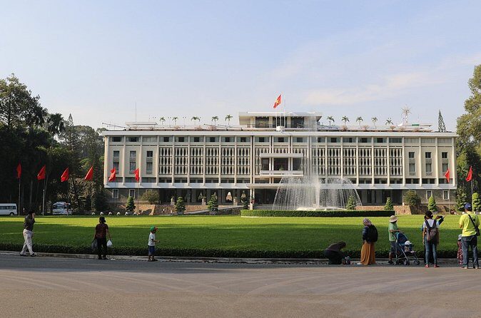 Hanoi Private Custom Tour With A Local Guide - Who Should Consider This Tour?