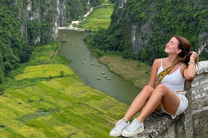 Hanoi Private Day Trip to Hoa Lu, Tam Coc, Mua Cave, Local Family - Key Points