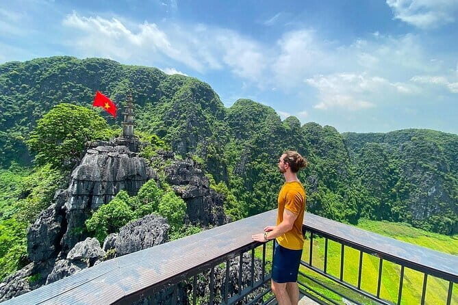 Hanoi: Private Luxury Day Trip to Tam Coc, Mua Caves, Bich Dong - Authentic Experiences That Leave a Lasting Impression